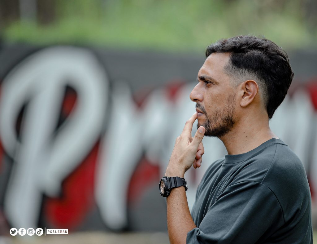 Gustavo Fabián López, Sosok Manajer Baru Laskar Sembada - Official Site ...