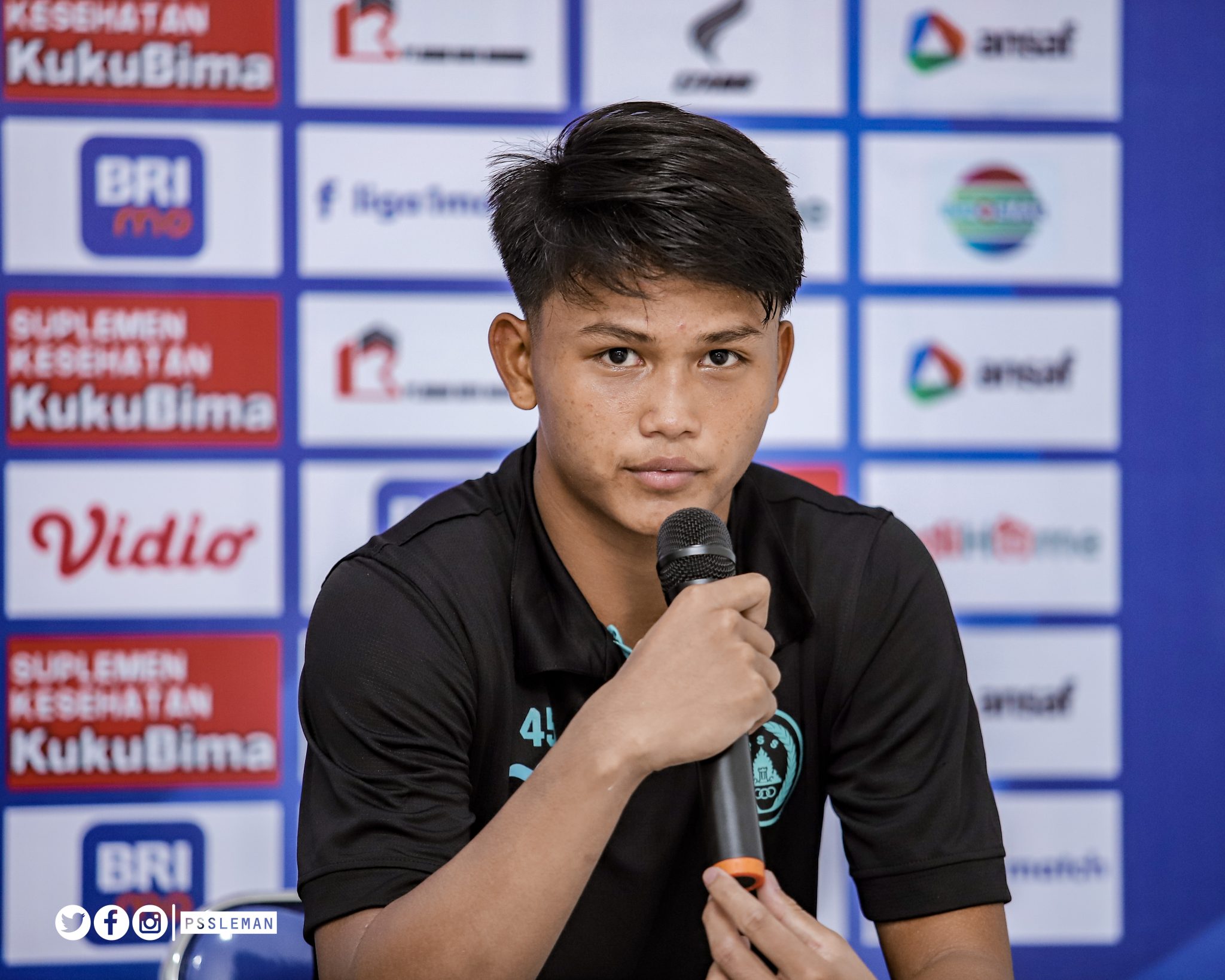 Ungkapan Maaf Hokky Caraka Kepada PSS Fans Usai Raih Hasil Imbang ...